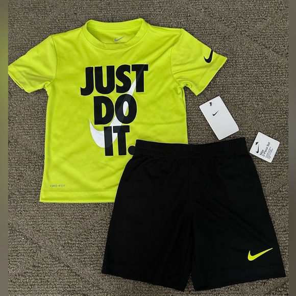Nike | Matching Sets | New Nike 2pc Shirt With Shorts Boys Set Neon ...